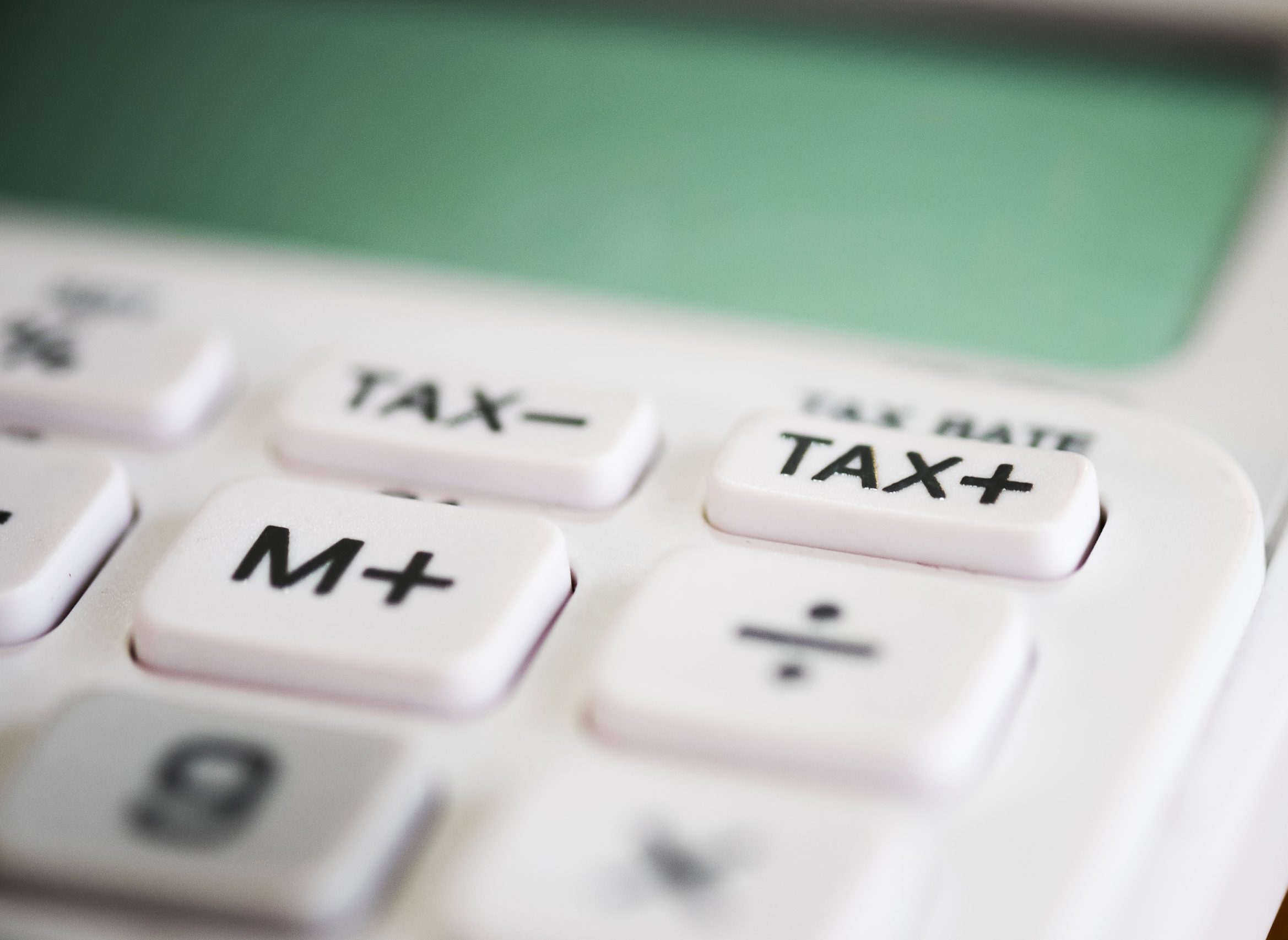 UK Delays £1.7 Billion Plastic Packaging Tax | Pack-Lab